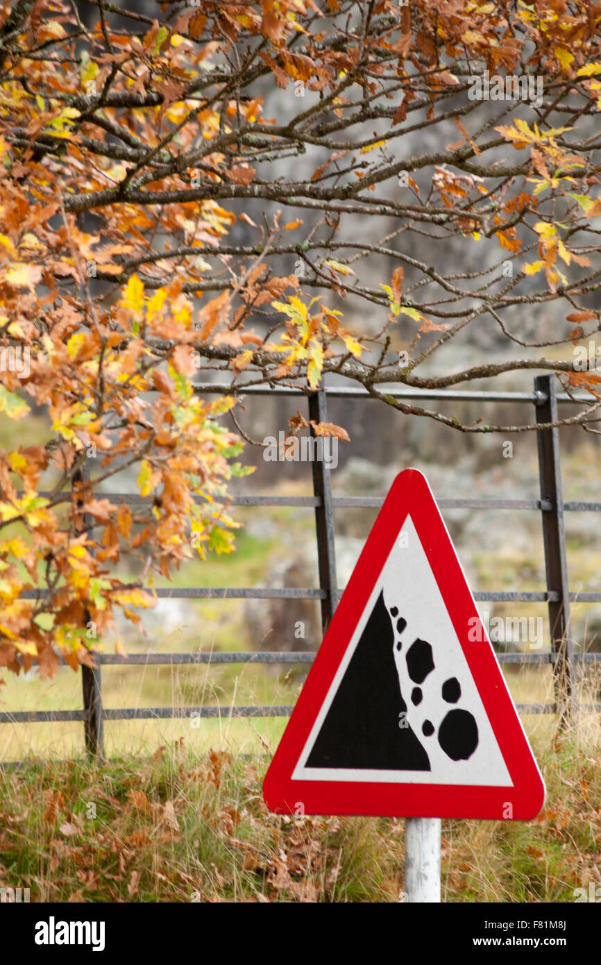 Falling rocks road sign at Caban Coch dam and reservoir, Elan Valley ...