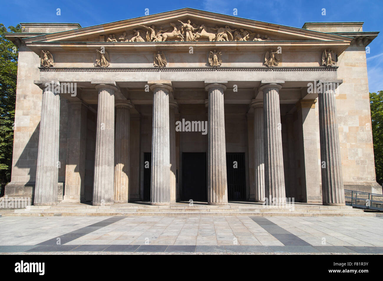Neue wache war memorial hi-res stock photography and images - Alamy