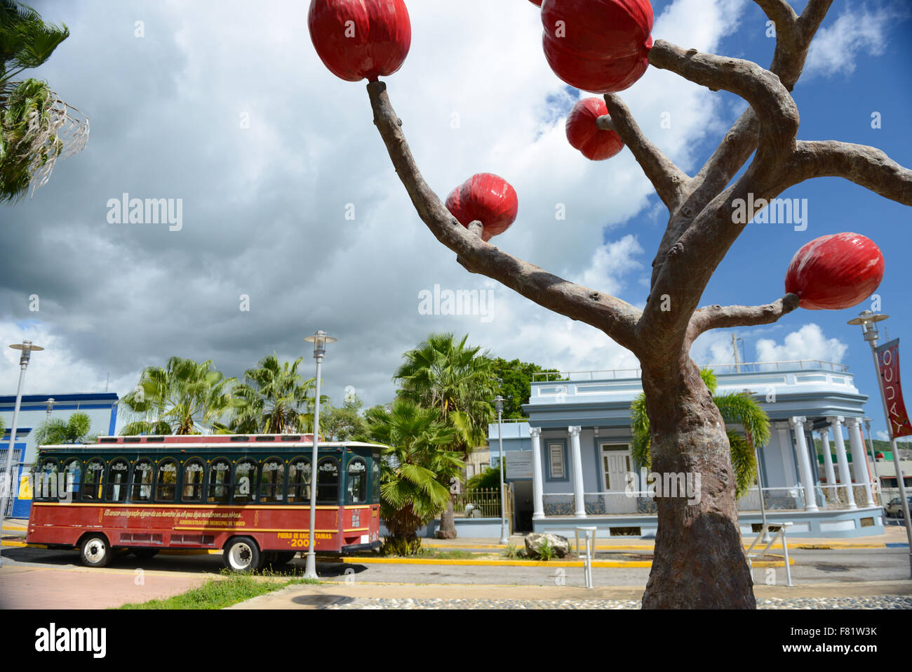 Trolley and sculpture (by the artist Ming Fay) at the center of the ...