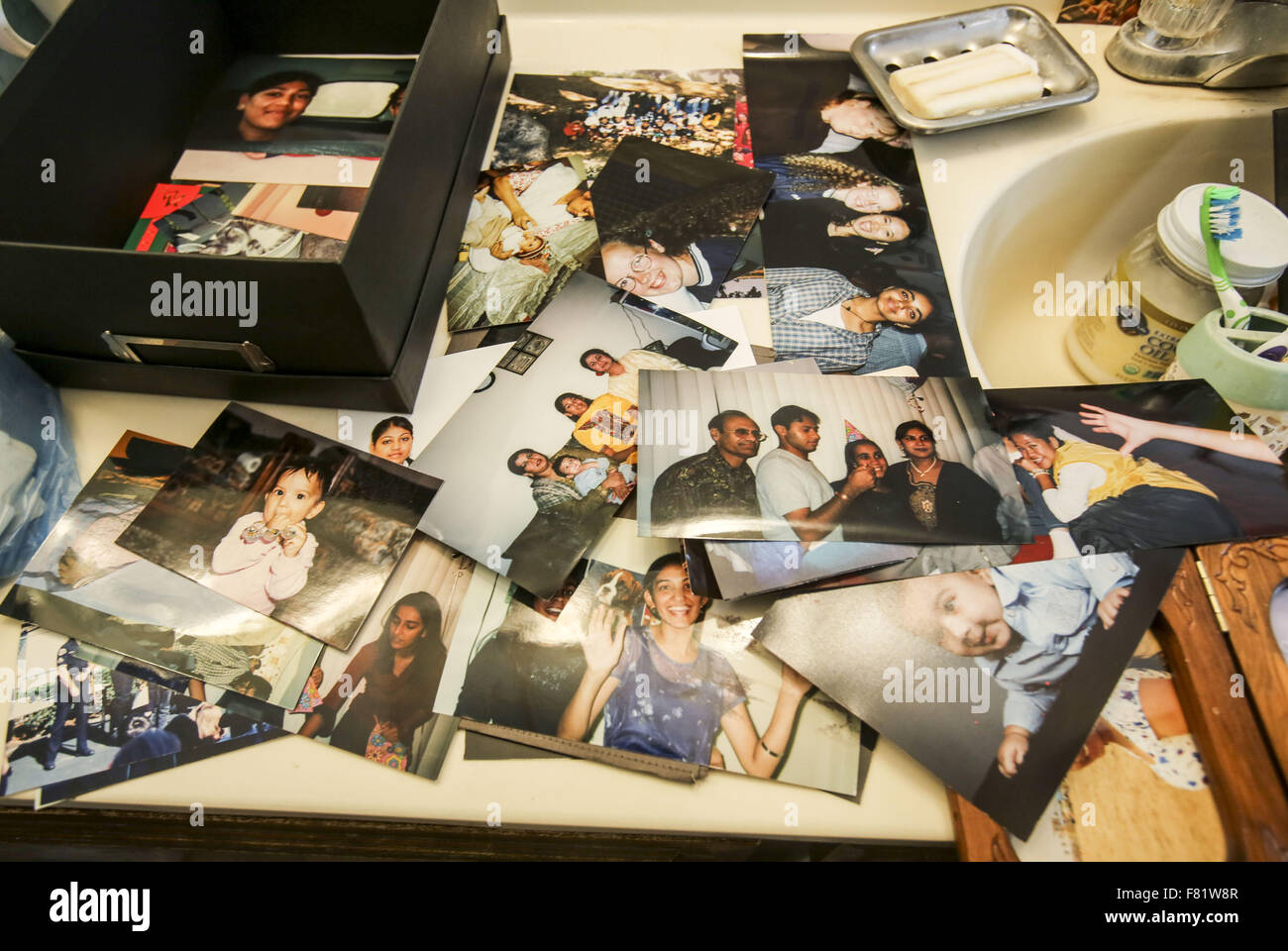 Los Angeles, California, USA. 4th Dec, 2015. Pictures and personal ...