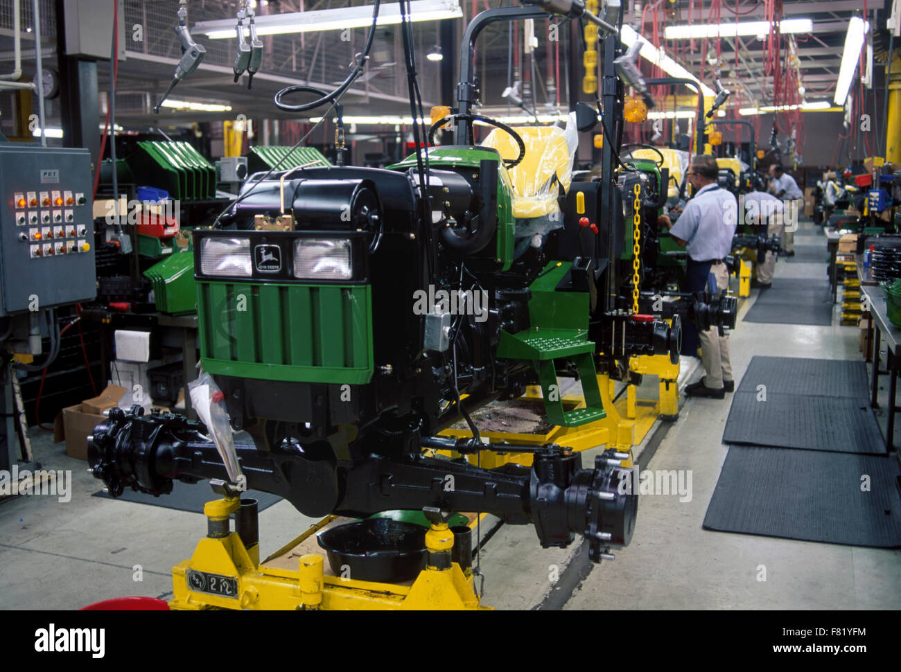 Tractor Assembly Line Stock Photos & Tractor Assembly Line Stock Images ...