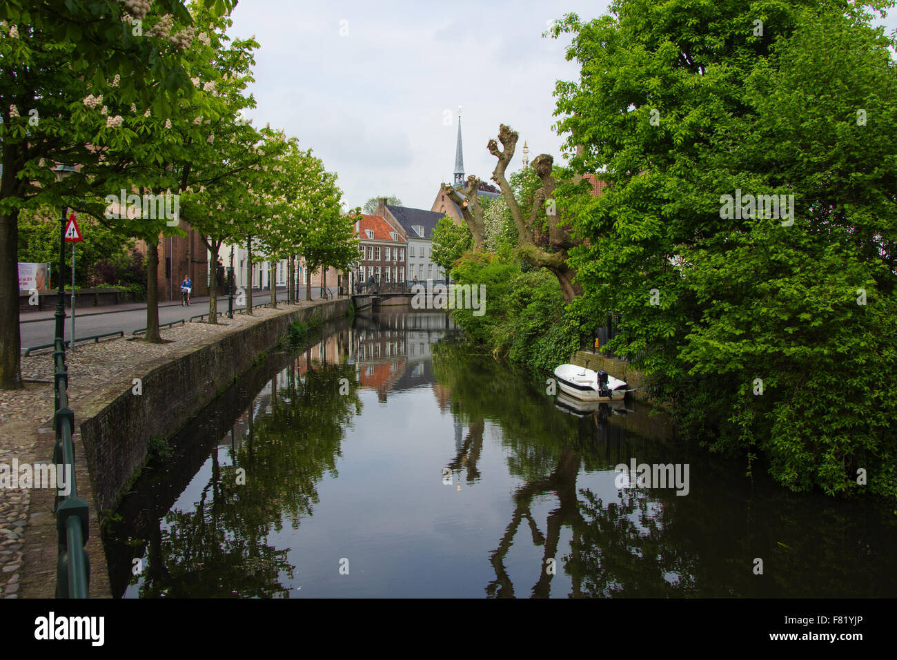 Canal with reflection hi-res stock photography and images - Alamy