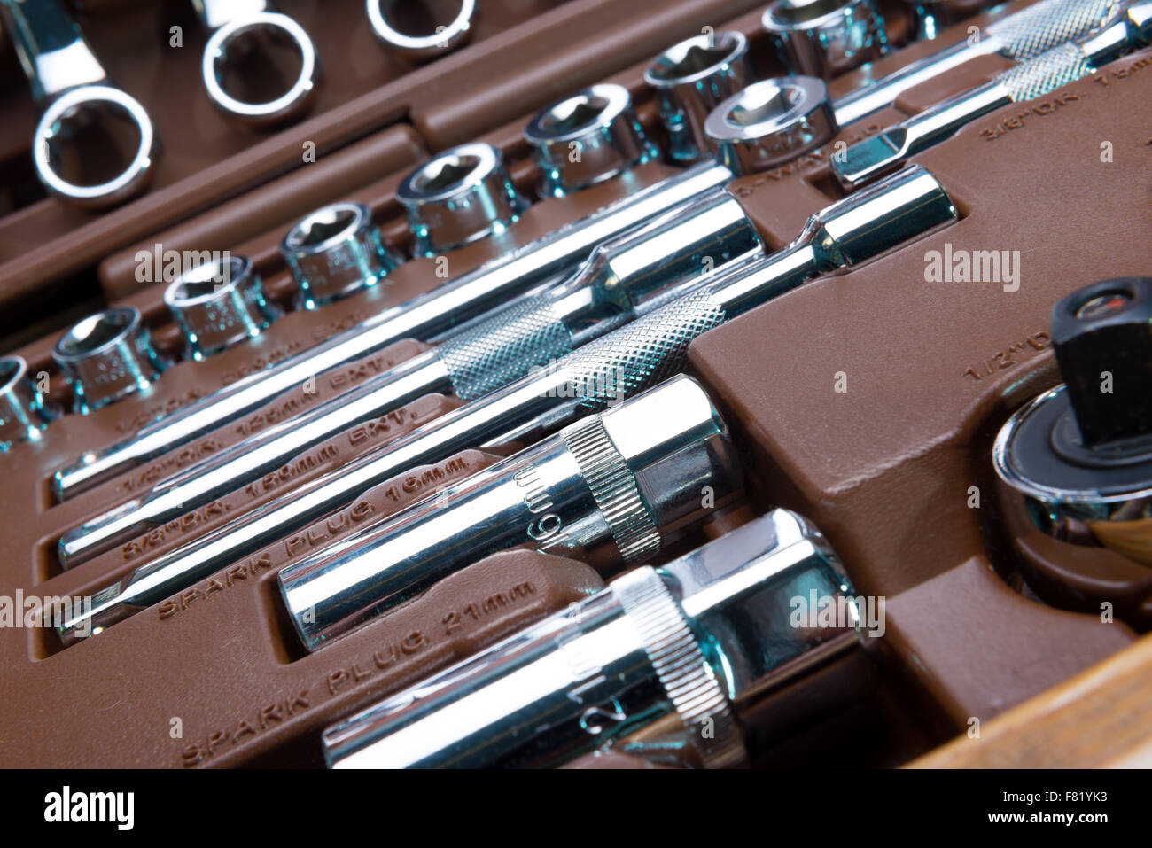 Mechanic work bench hi-res stock photography and images - Alamy