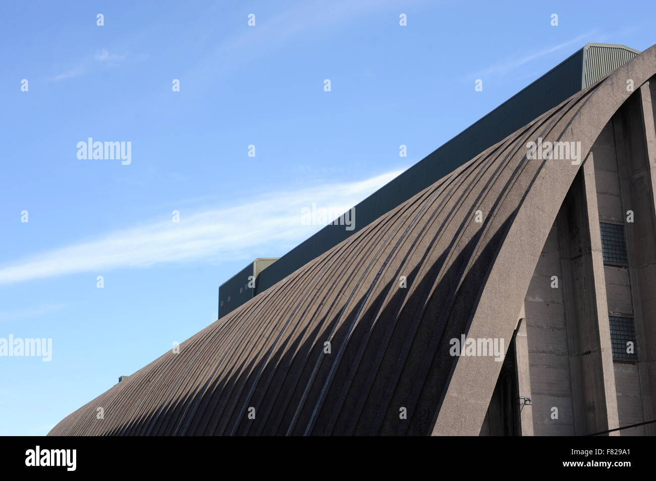 A grain storage warehouse by the River Mersey Stock Photo - Alamy