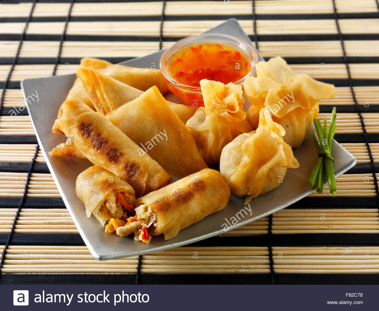 Samosa Stock Photos & Samosa Stock Images - Alamy