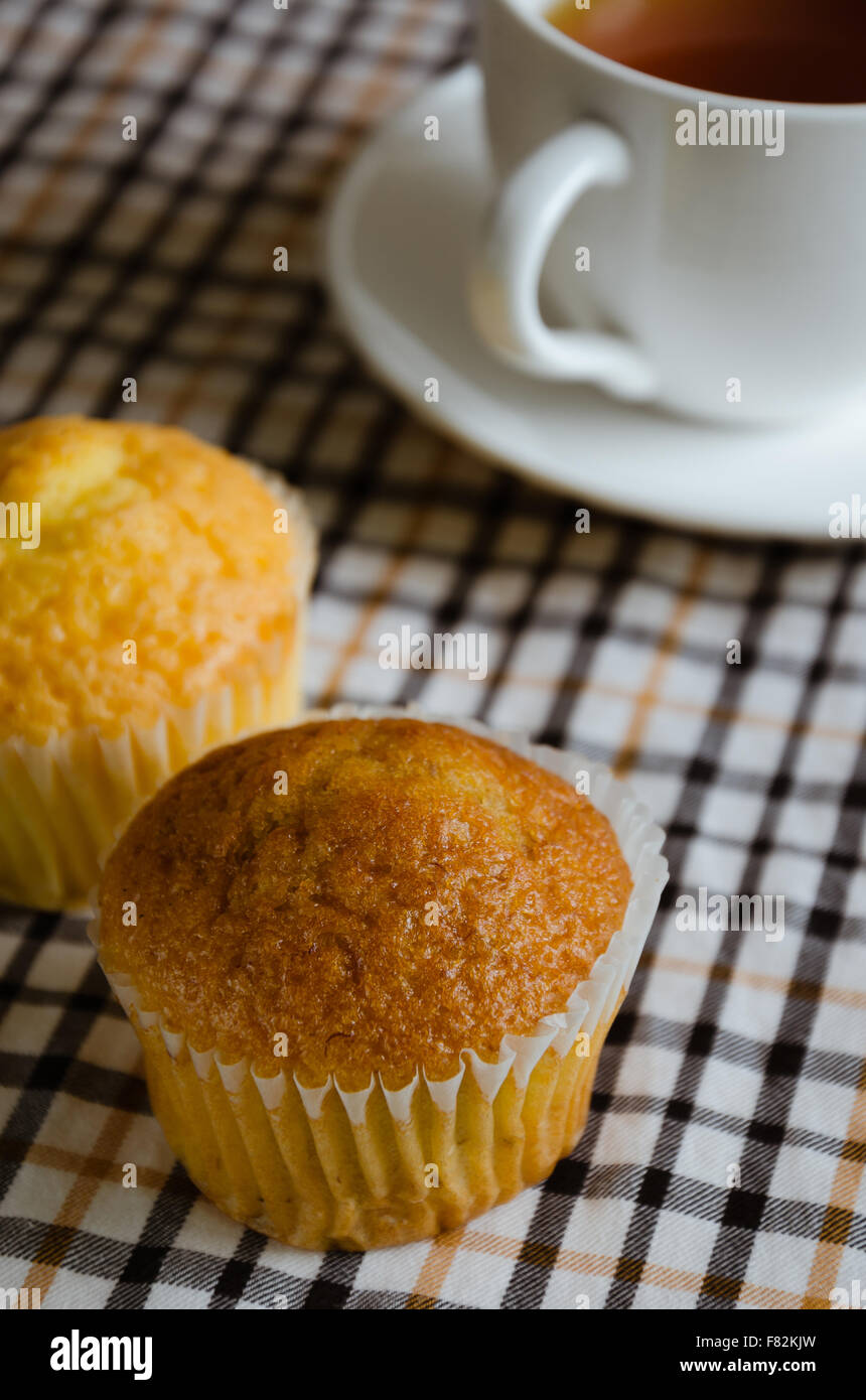 Cup Cake and Tea for Tea Break Stock Photo - Alamy