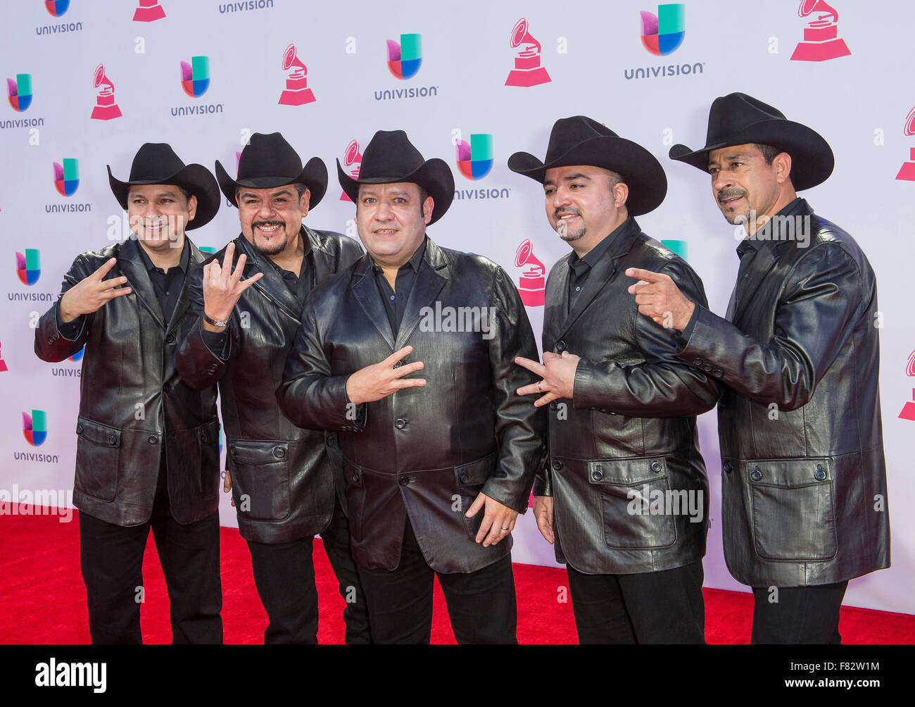 Grupo pesado where hi-res stock photography and images - Alamy