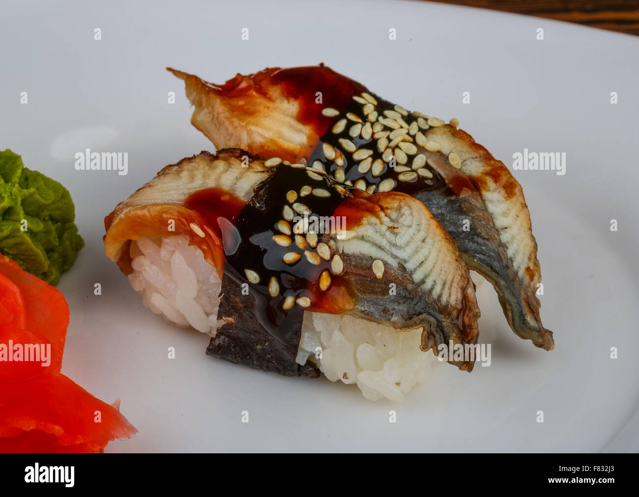 Japan traditional eel Sushi set with ginger Stock Photo - Alamy