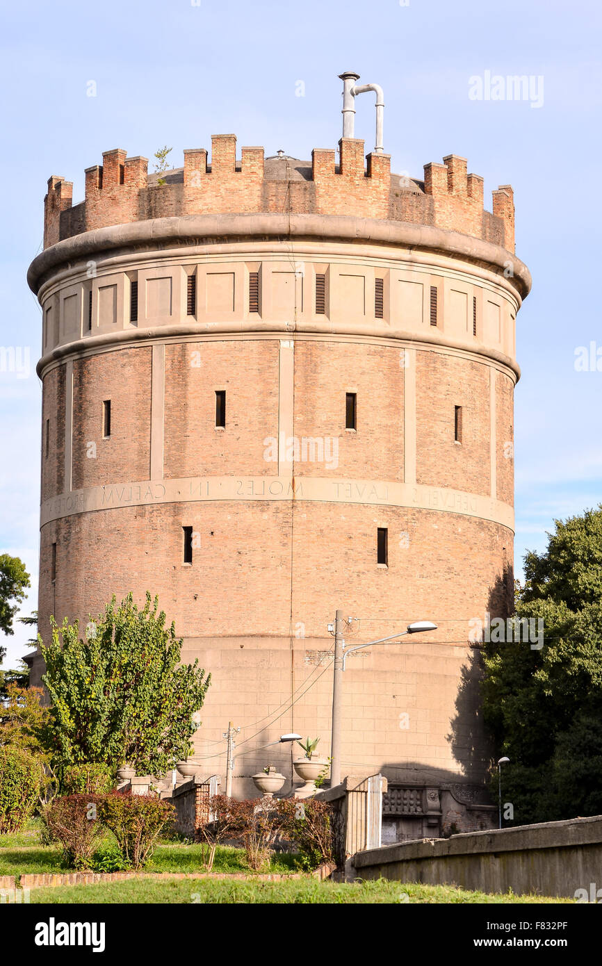 Medieval Aqueduct in Padova Stock Photo - Alamy