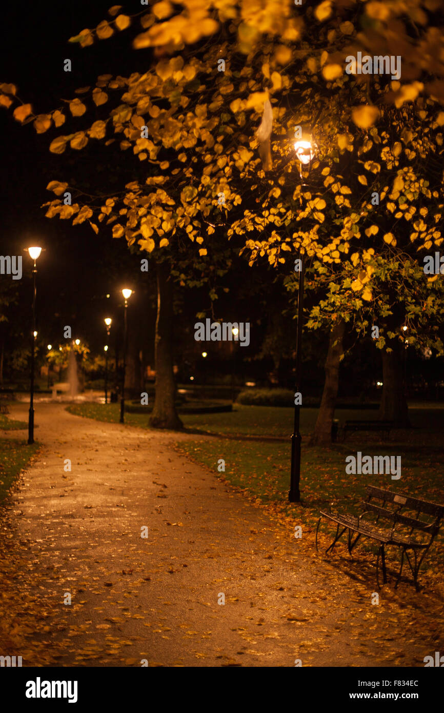 Russel square london hi-res stock photography and images - Alamy