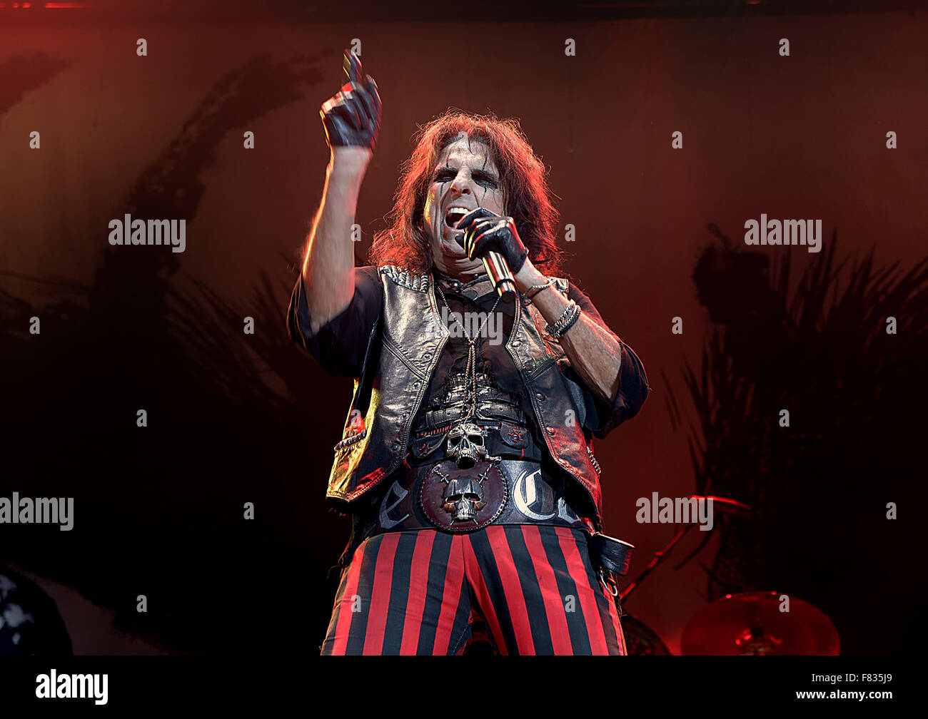 Alice Cooper performing at Manchester Arena Featuring: Alice Cooper ...