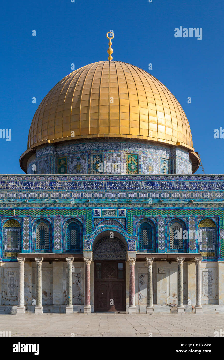 The Dome of the Rock, a Muslim shrine on the Temple Mount in Jerusalem ...