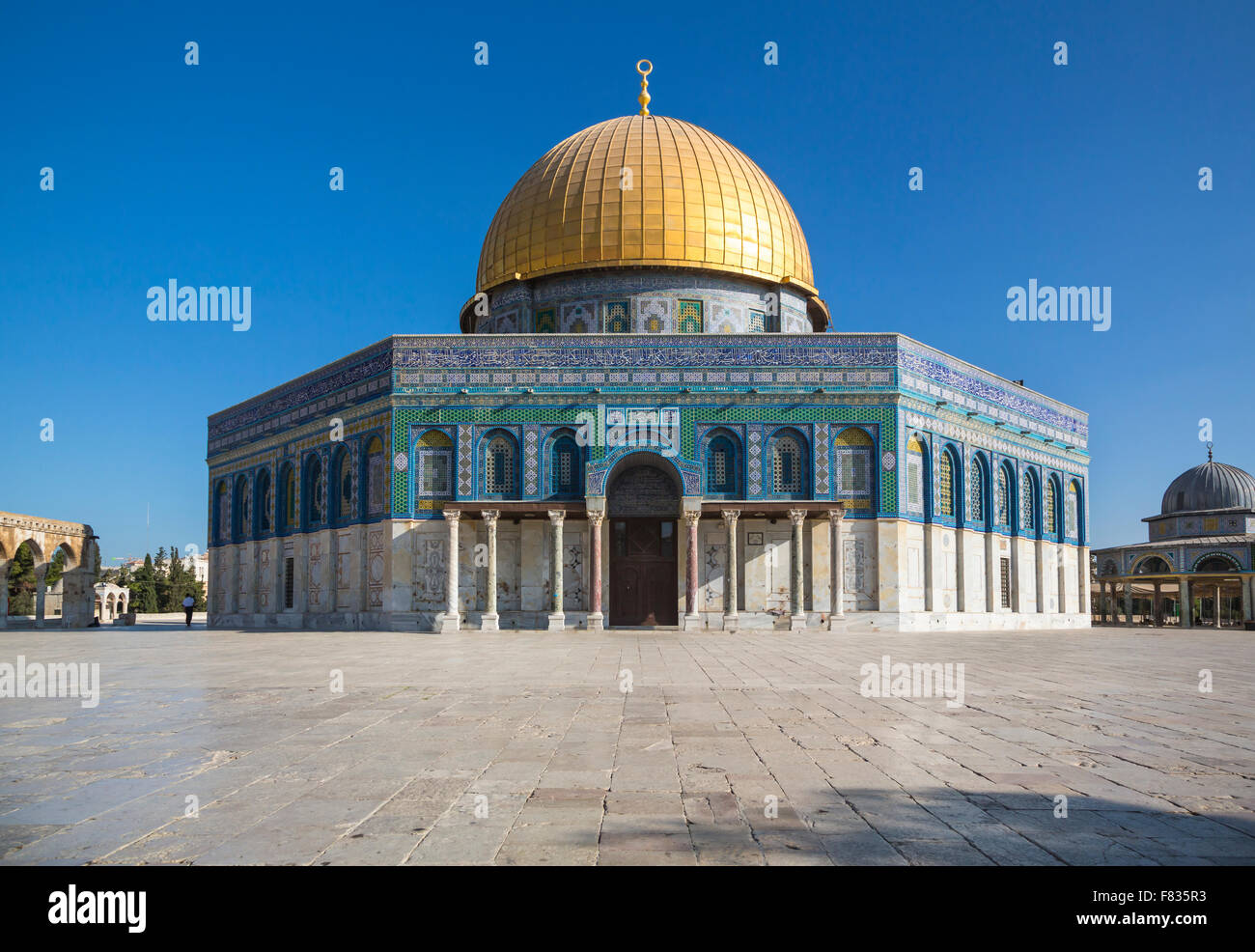 The Dome of the Rock, a Muslim shrine on the Temple Mount in Jerusalem ...