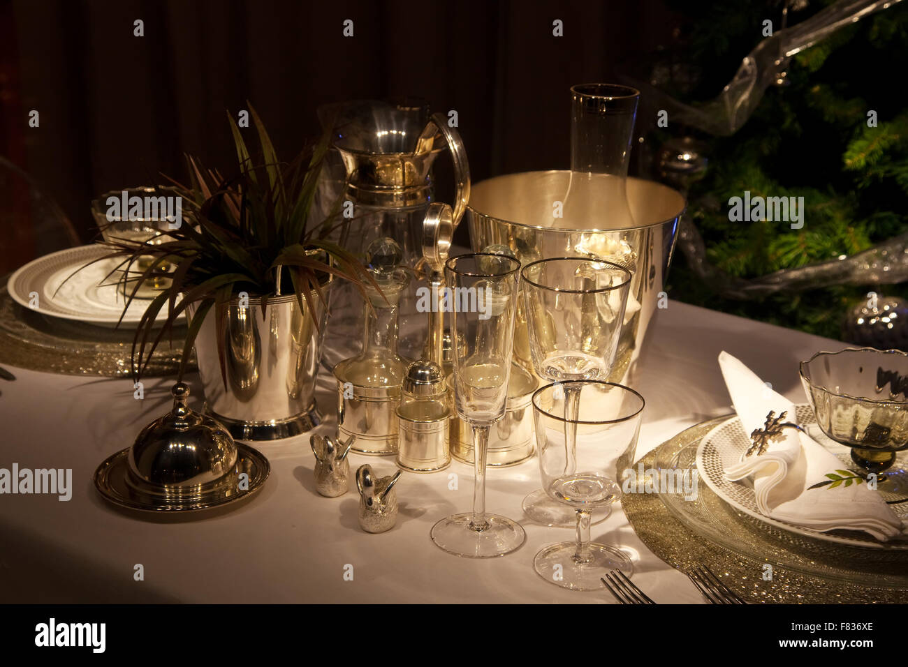 Restaurant dinner table with wine glass and silverware Stock Photo - Alamy