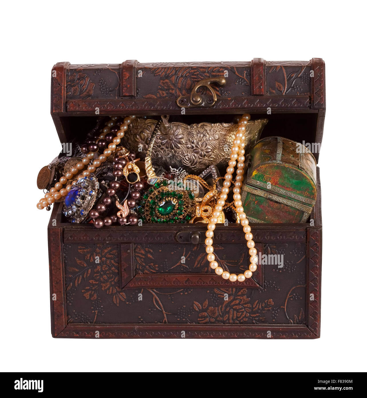 Old treasure chest vintage gems Cut Out Stock Images & Pictures - Alamy
