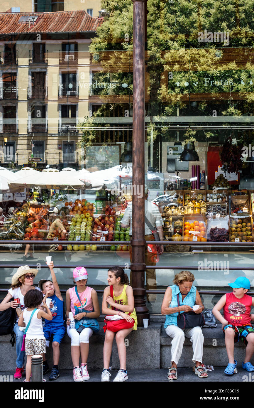 Mercado madrid mercado hi-res stock photography and images - Alamy