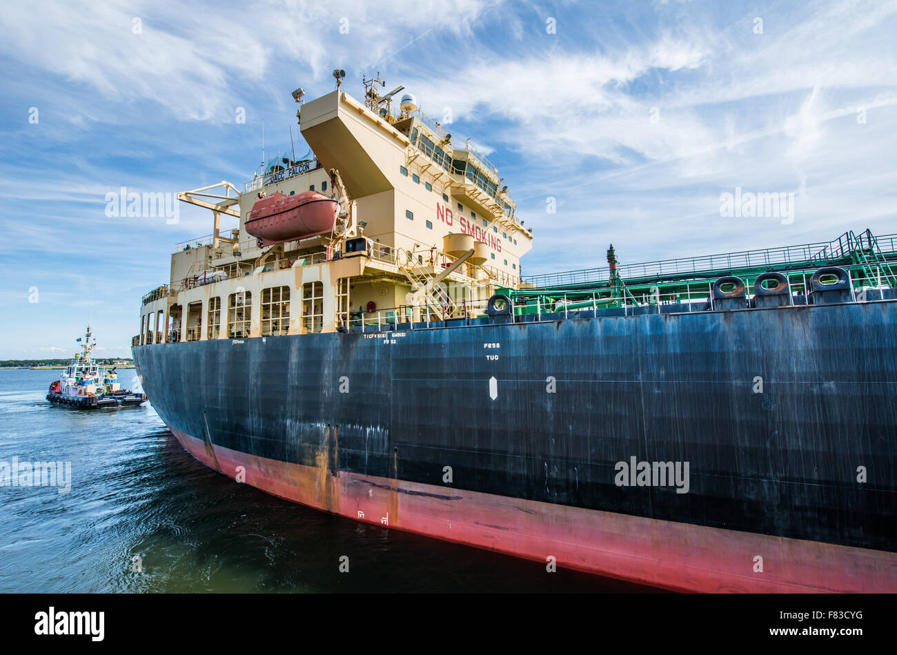 Large Ships entering the lock in IJmuiden Netherlands the biggest lock ...