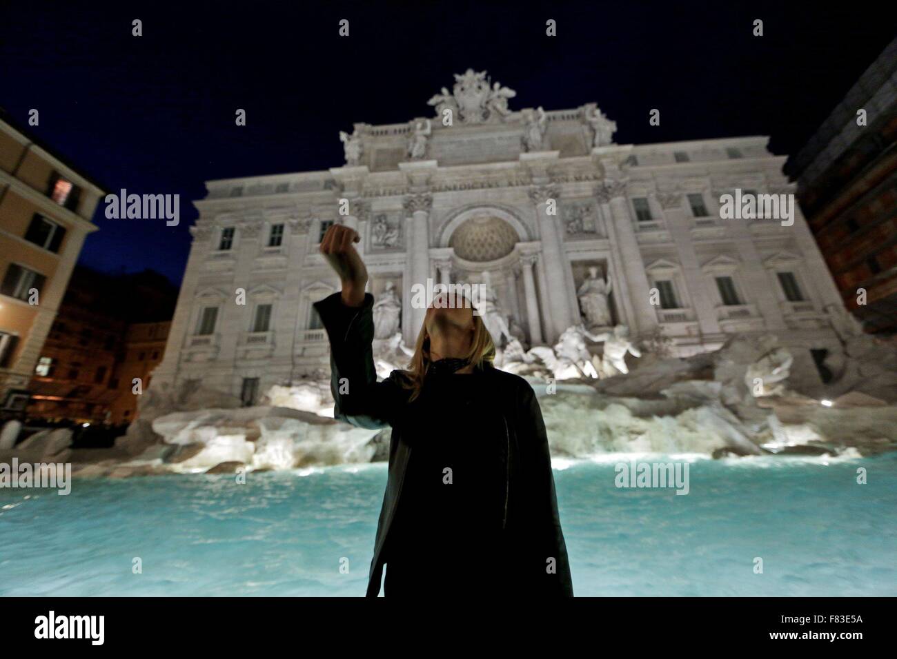 The water in Rome's famous Trevi fountain has started flowing again ...