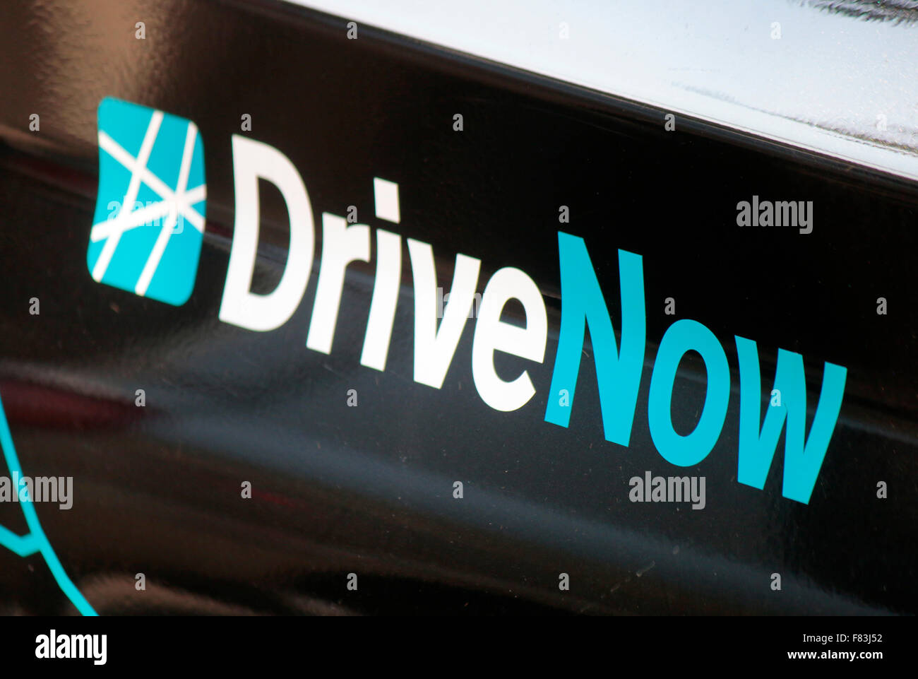 Drive now hi-res stock photography and images - Alamy