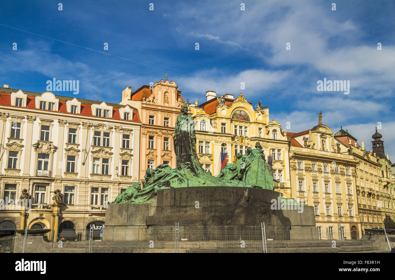 Central place in old town of Prague Stock Photo - Alamy
