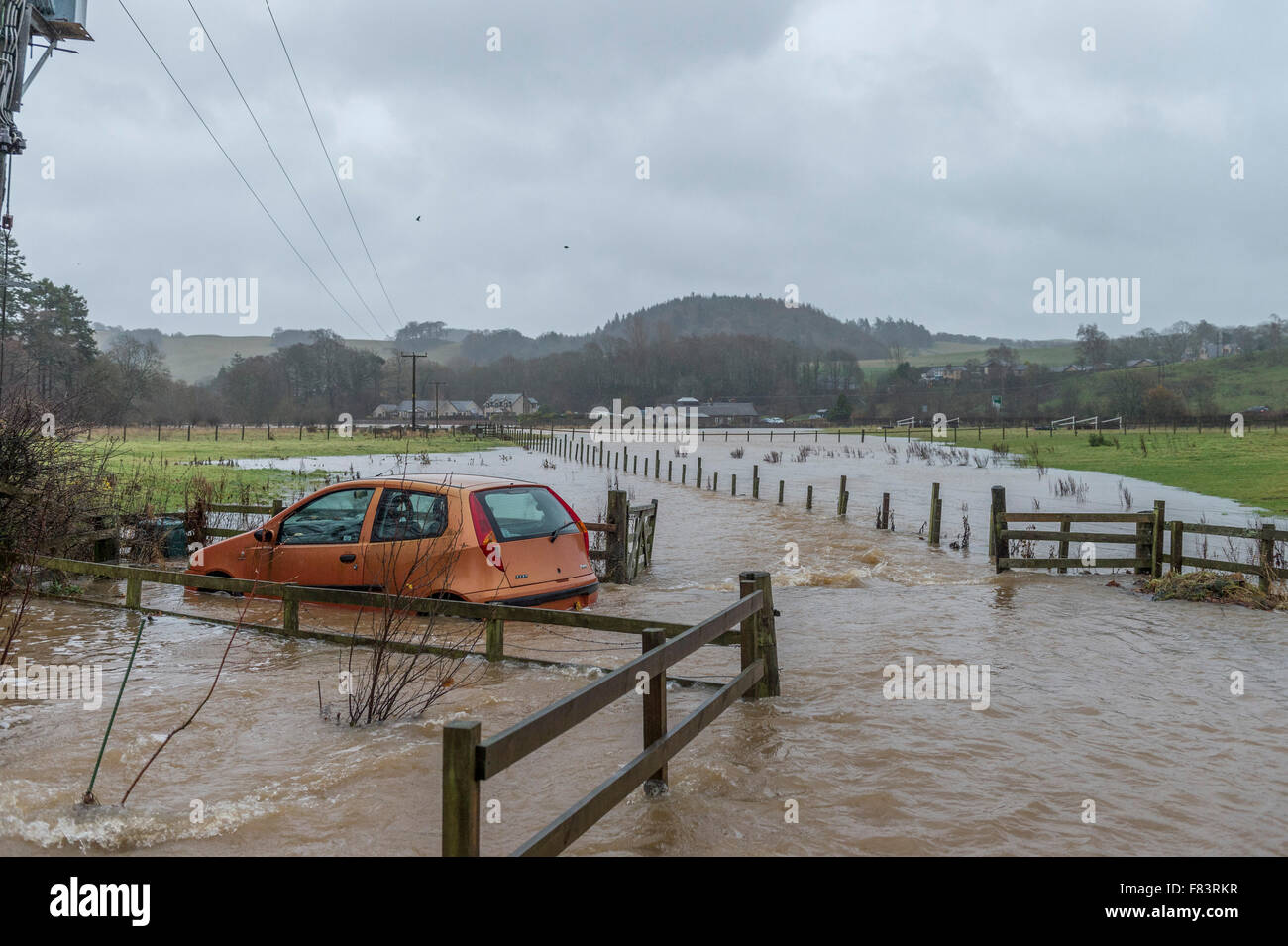 Selkirk, Scottish Borders, GBR. 05/Dec/2015. Heavy Rain Causes ...