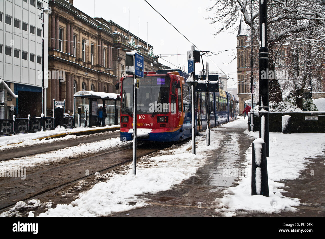 Sheffield snow city hi-res stock photography and images - Alamy