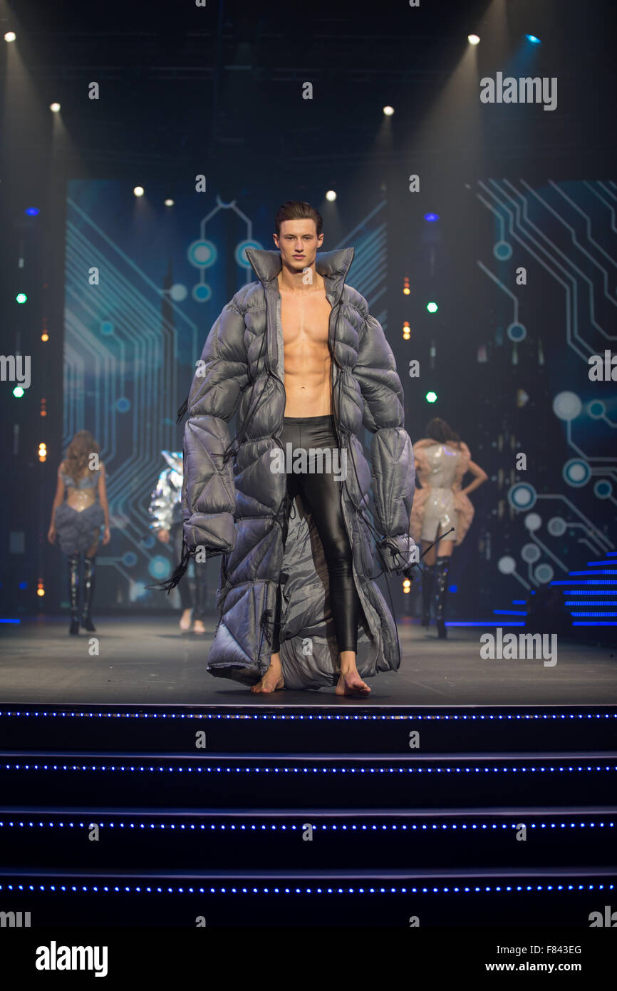 The clothes show live hi-res stock photography and images - Alamy
