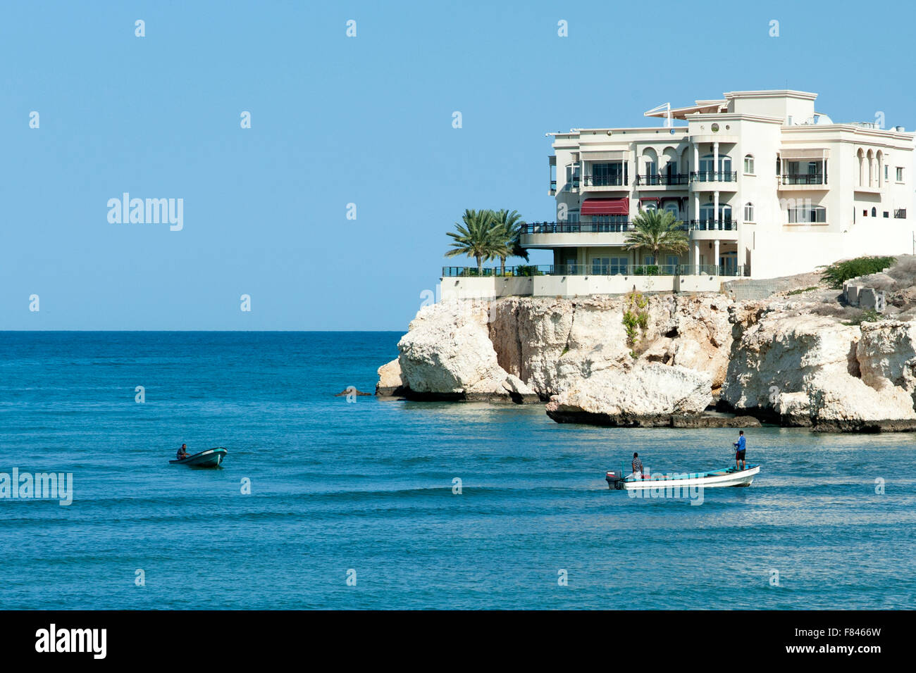 Qurum boats hi-res stock photography and images - Alamy