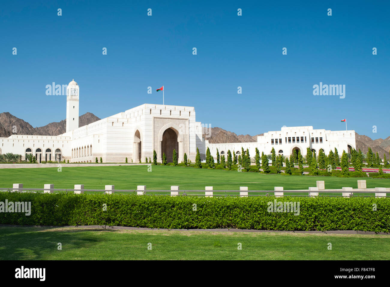 Muscat Capital Building Is Dubai *really* The Only Arabian Capital