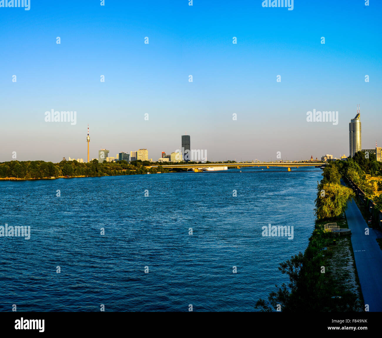 Danube city, river Danube, Vienna, Austria Stock Photo - Alamy