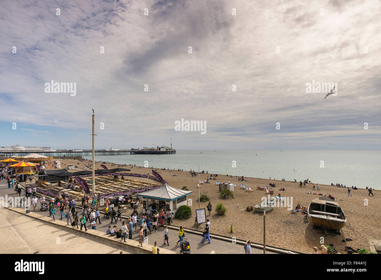 Brighton beach and pier hi-res stock photography and images - Alamy