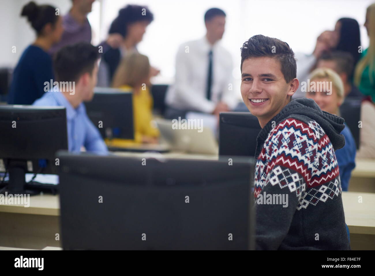 technology students group in computer lab classroom Stock Photo - Alamy