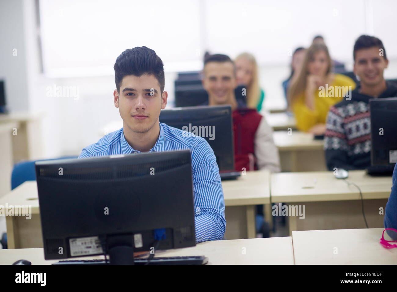 technology students group in computer lab classroom Stock Photo - Alamy