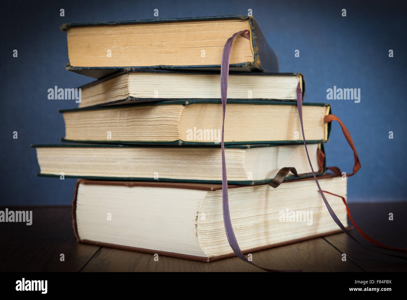 Stack of closed old books Stock Photo - Alamy