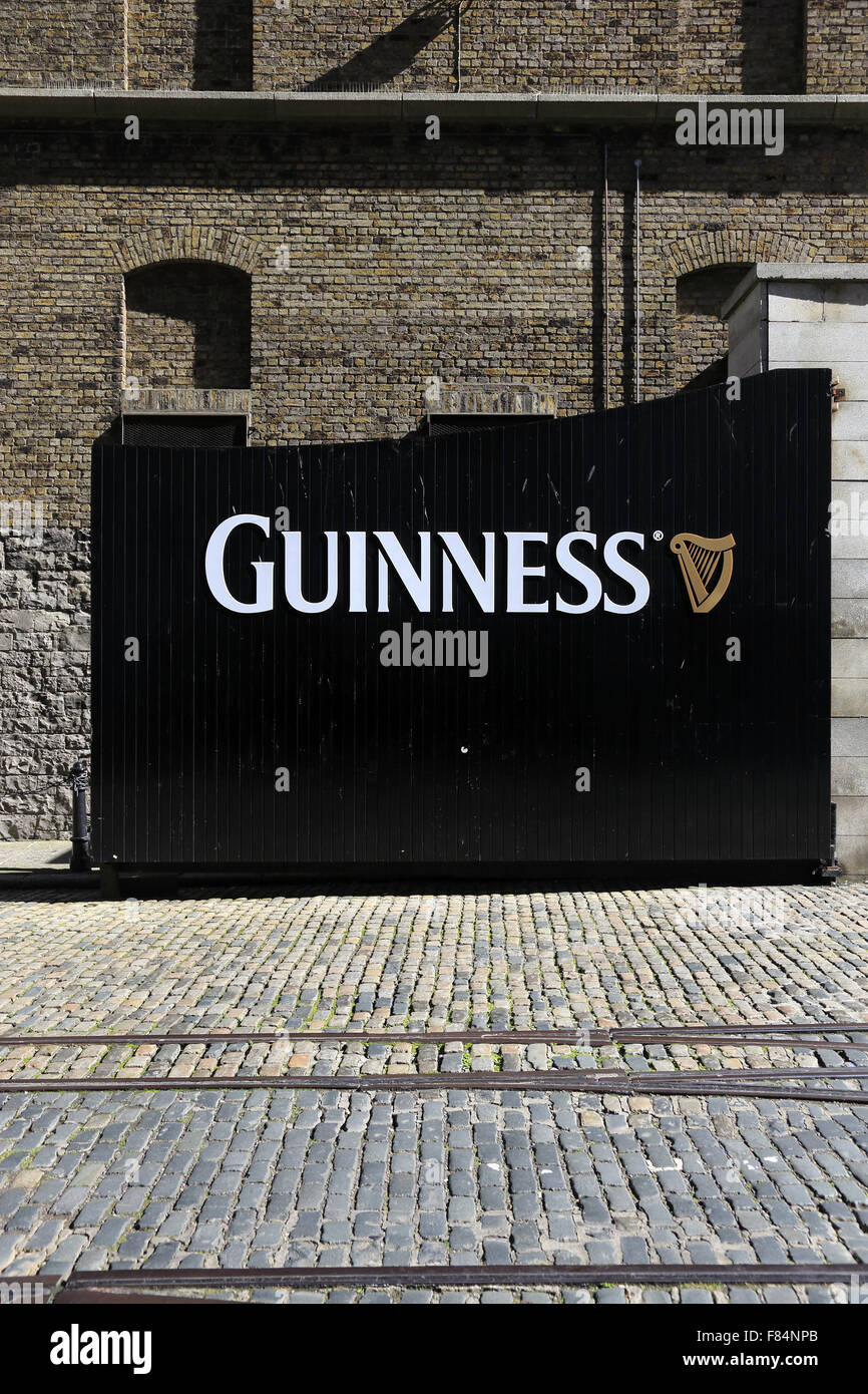 Guinness brewery dublin hi-res stock photography and images - Alamy