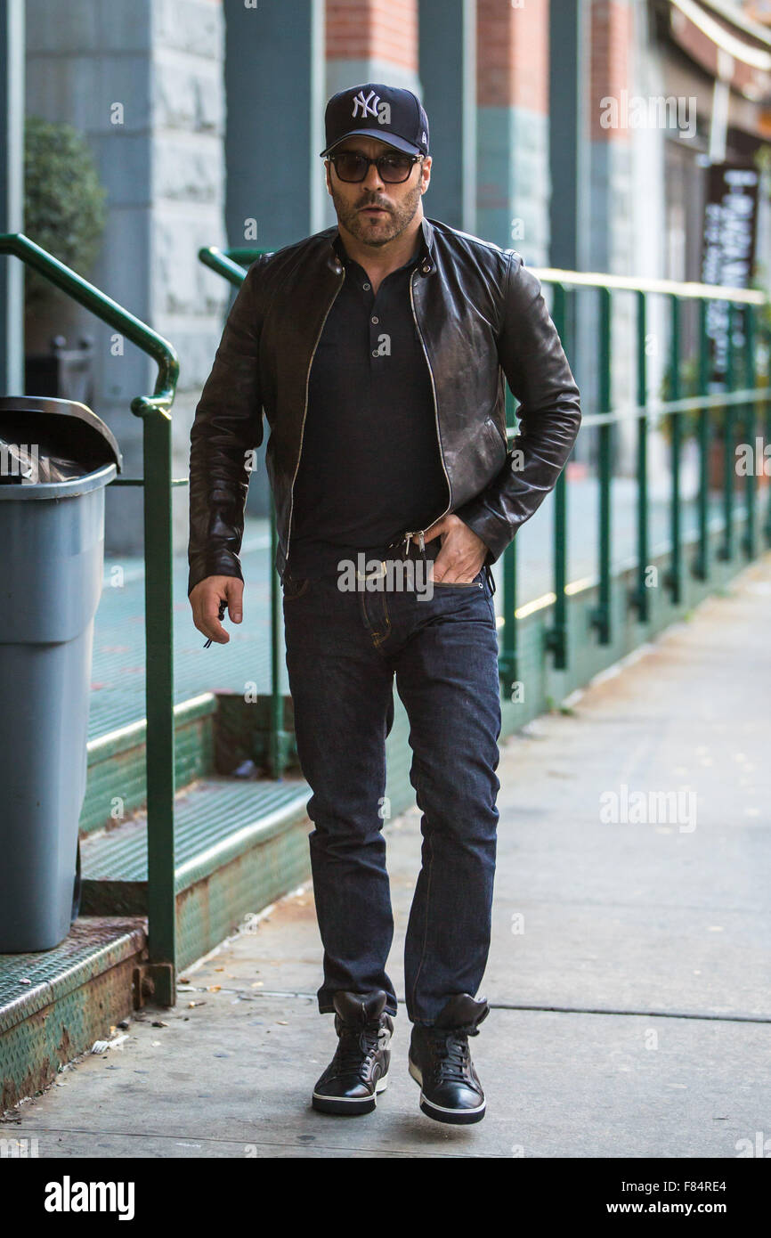Jeremy Piven was seen hitting on a pretty girl on the streets of ...