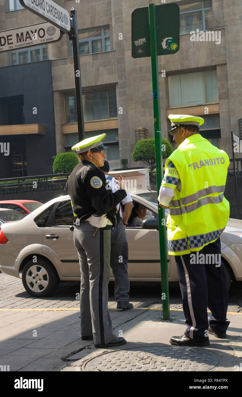 Mexican police hi-res stock photography and images - Alamy