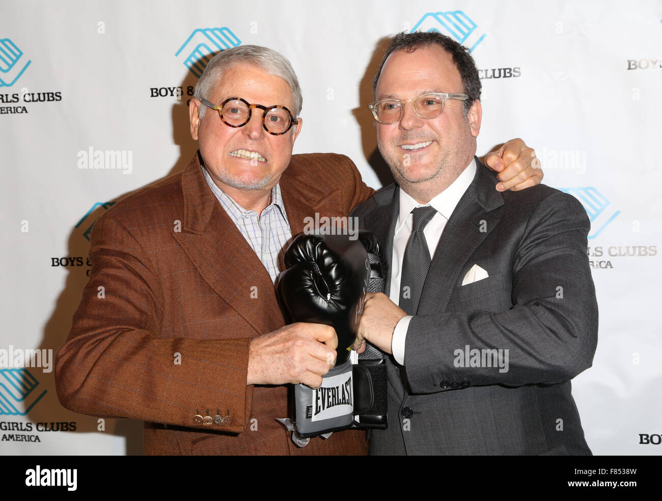 Celebrities attend Boys & Girls Clubs of America honoring boxing ...