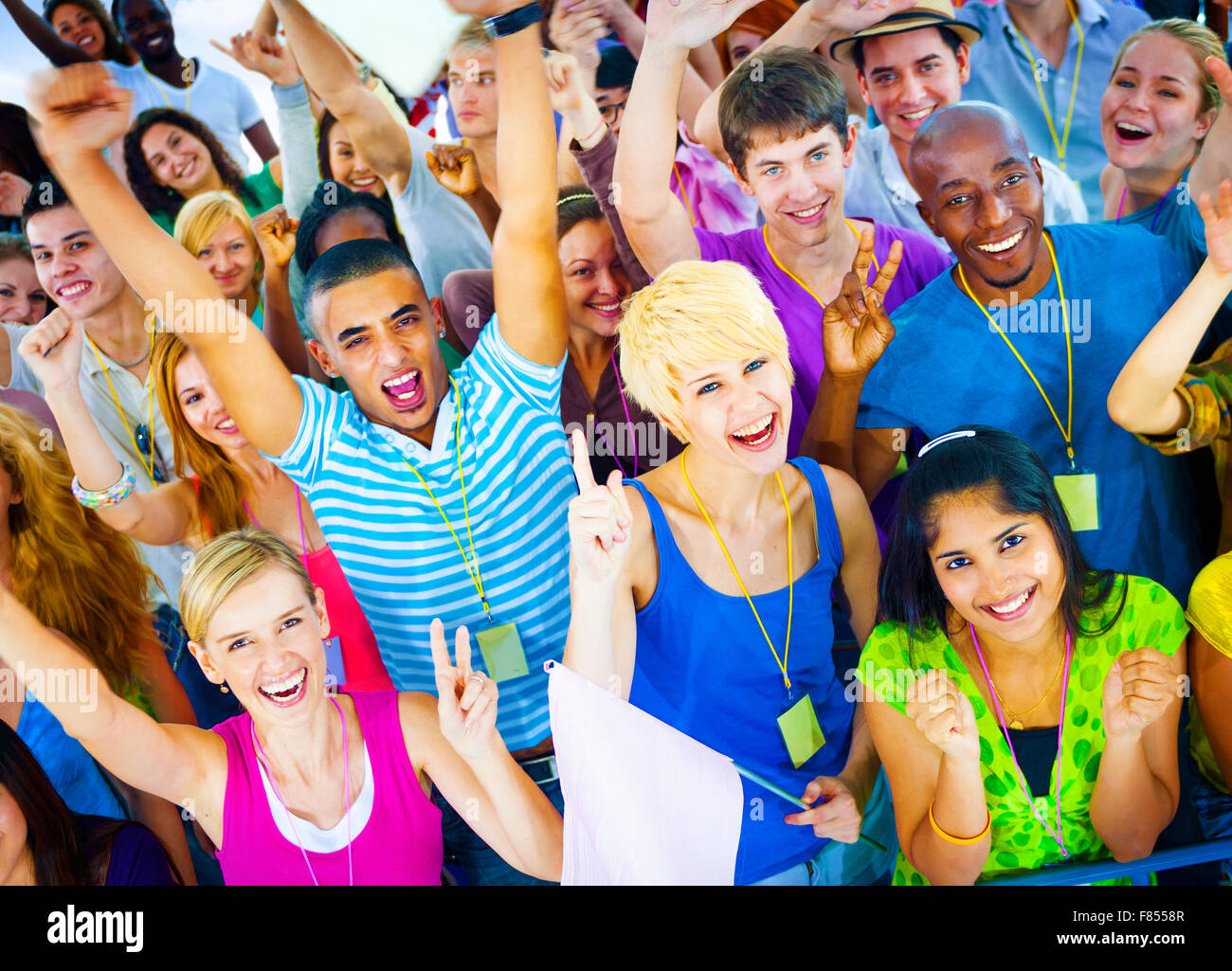 Diverse crowd unity hi-res stock photography and images - Alamy