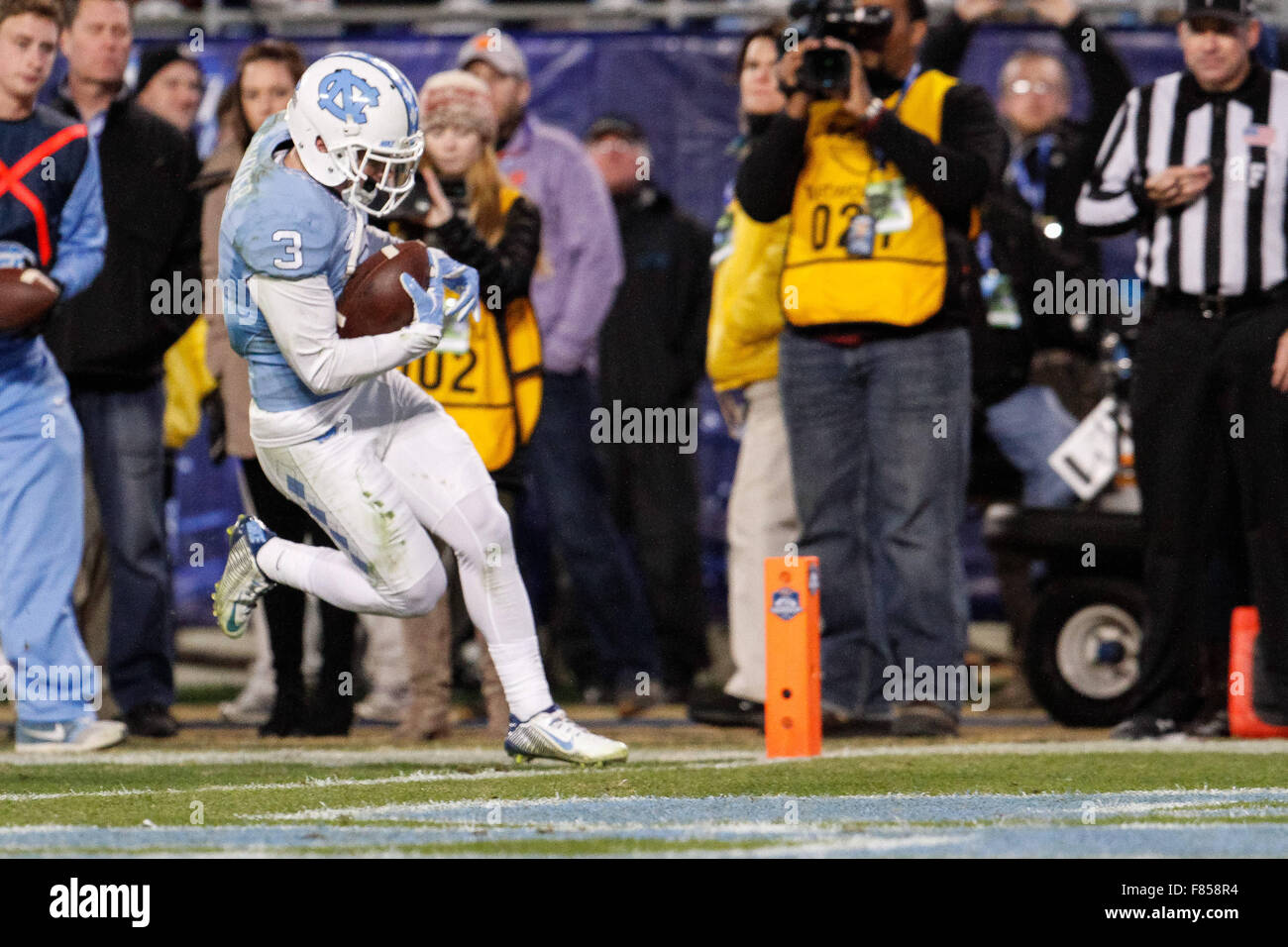 Charlotte, NC, USA. 6th Dec, 2015. wide receiver Ryan Switzer (3) of ...