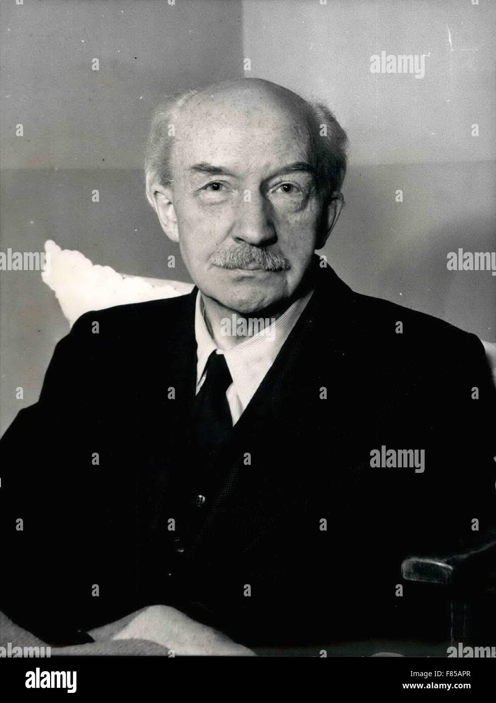 Walther wilhelm georg bothe hi-res stock photography and images - Alamy