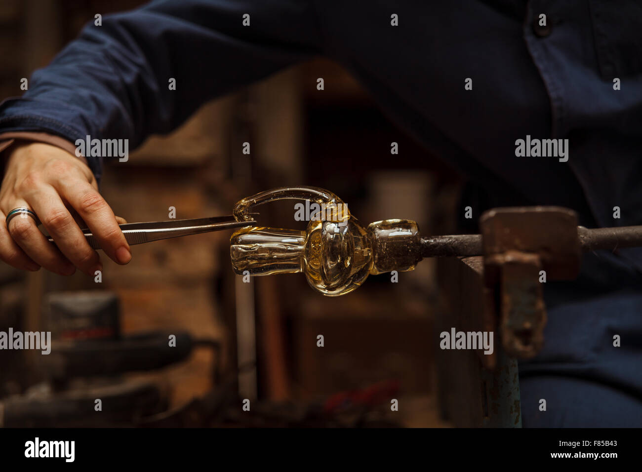 Arm glassware hi-res stock photography and images - Alamy