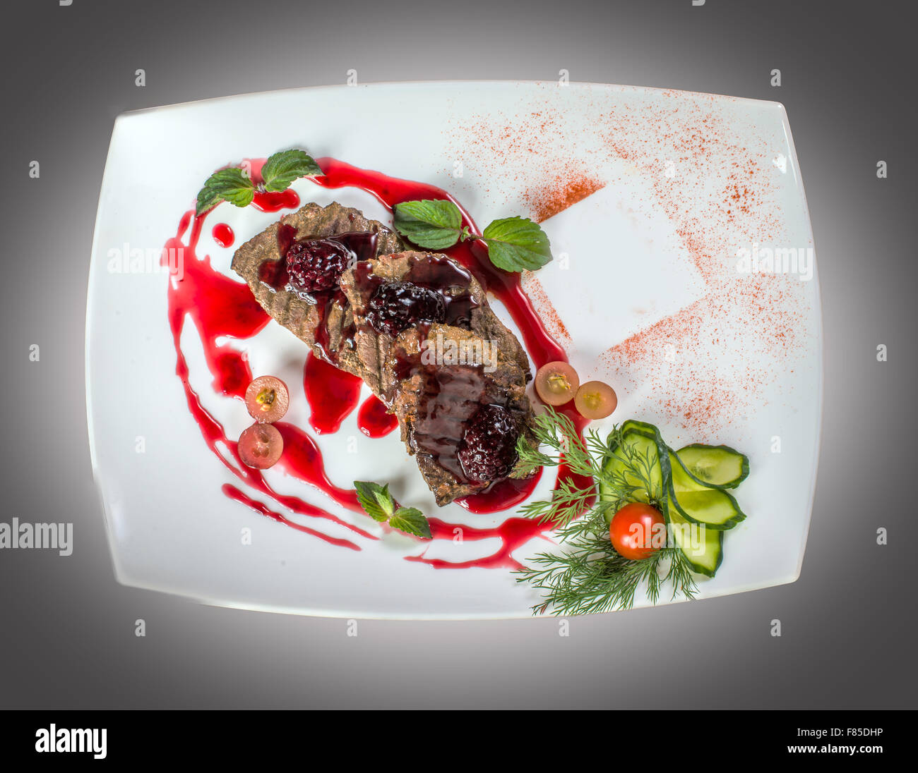 Prepared beef main course hi-res stock photography and images - Alamy