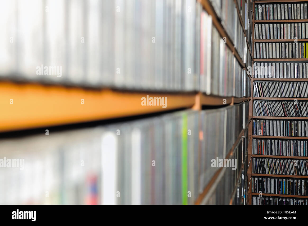 Cd plates hi-res stock photography and images - Alamy