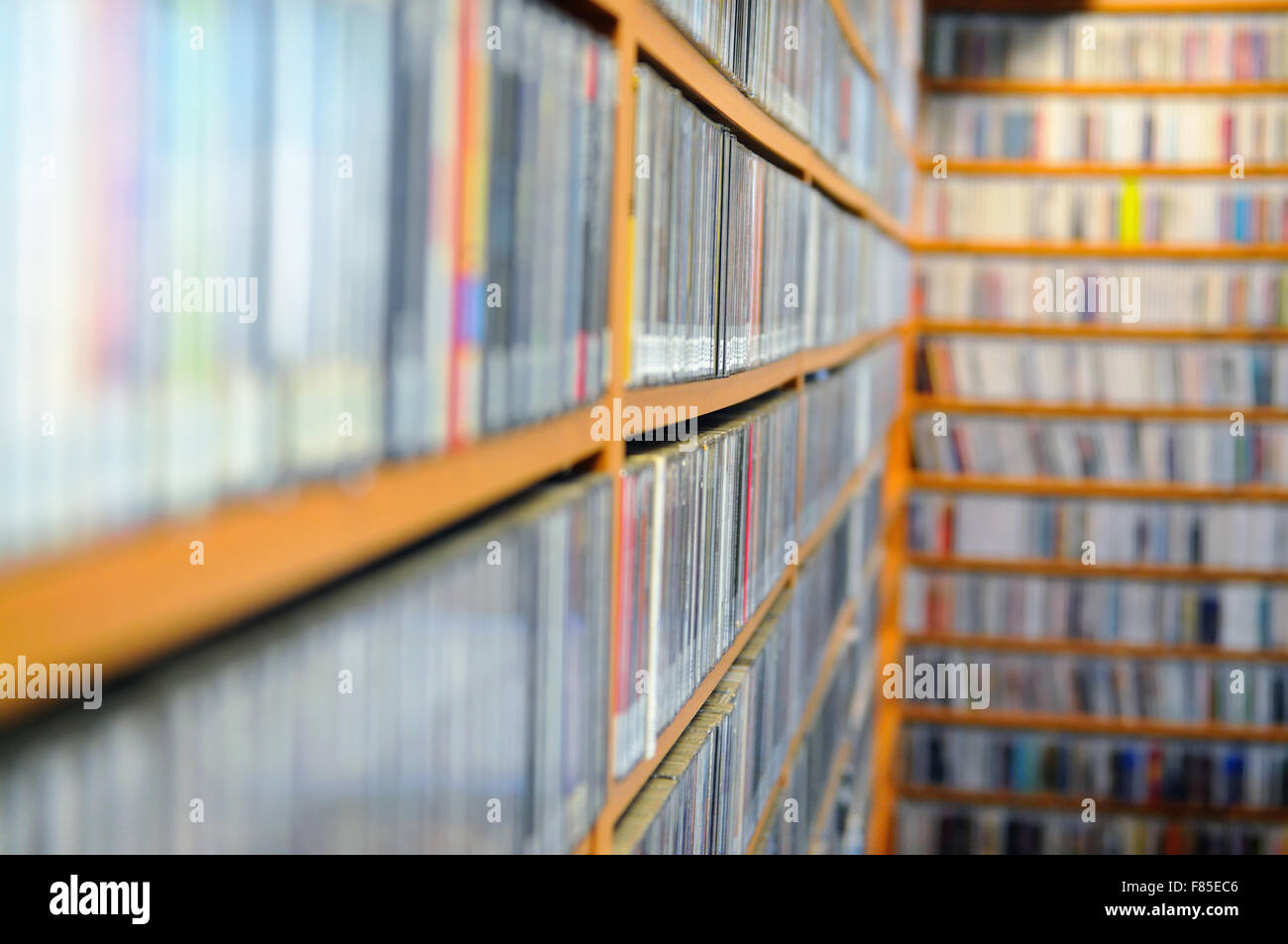 Music cd dvd plates collection hi-res stock photography and images - Alamy
