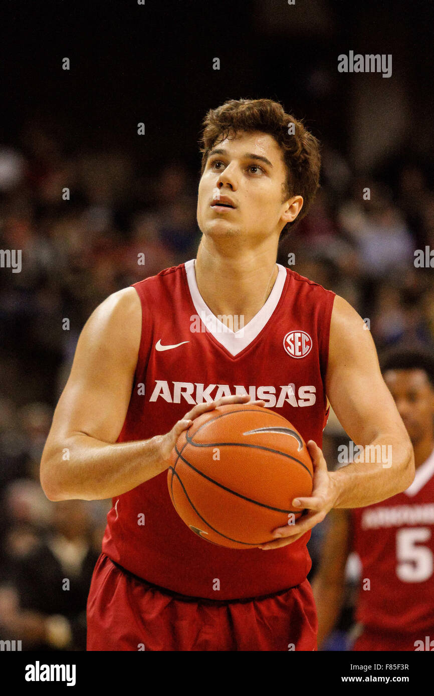 Arkansas razorbacks guard dusty hannahs 3 hi-res stock photography and ...