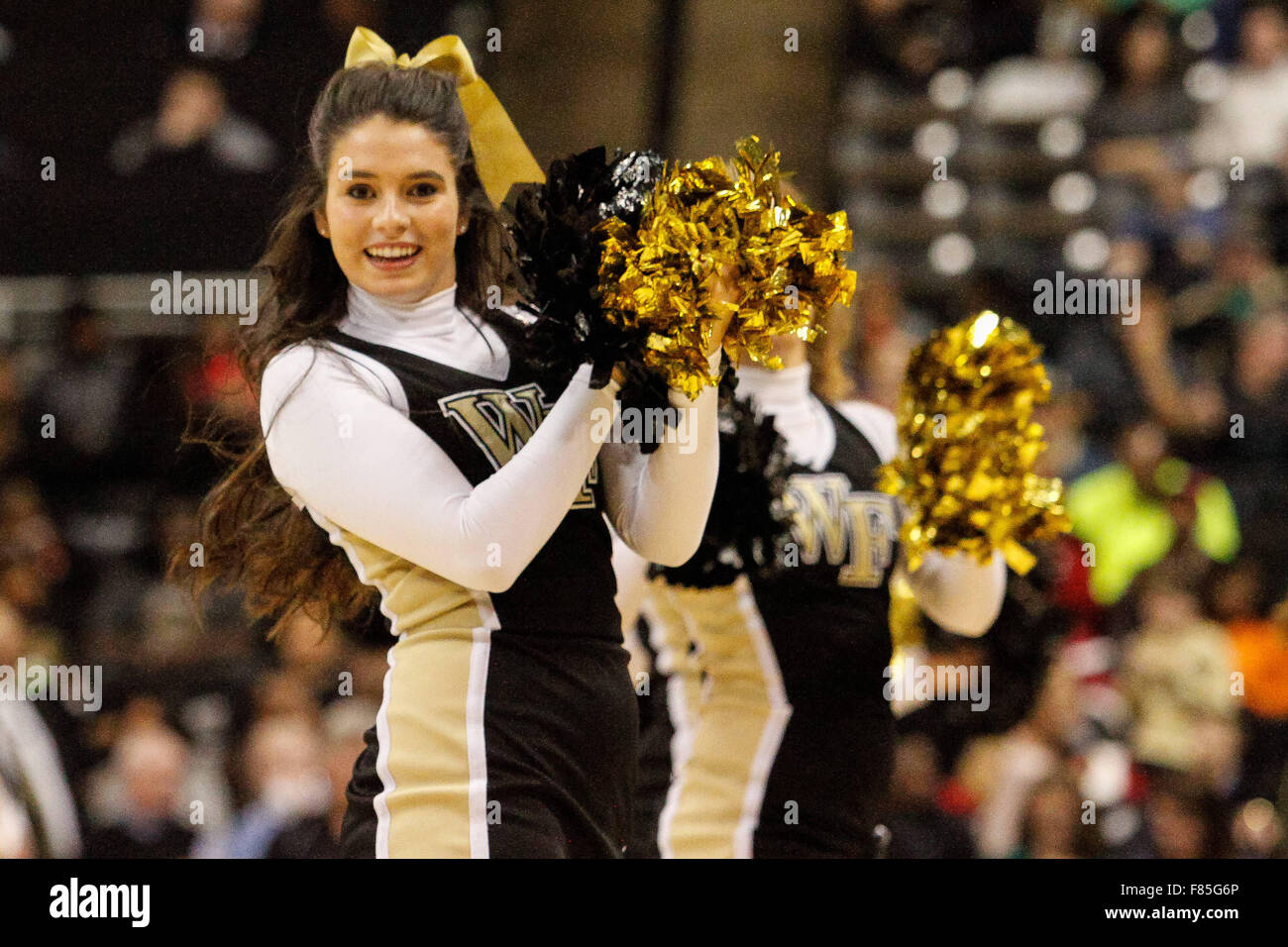 Wake forest cheerleader hi-res stock photography and images - Alamy