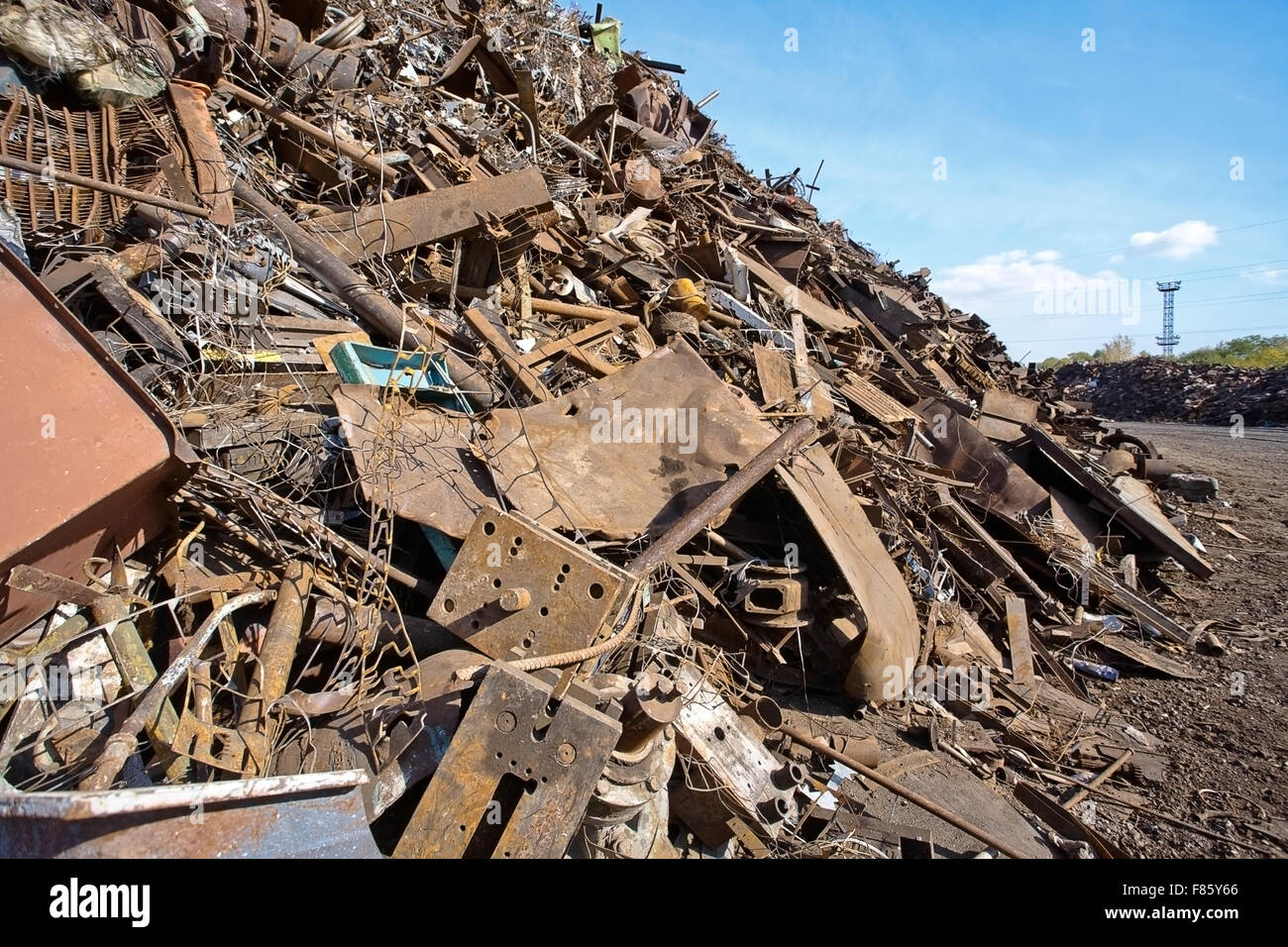 pile of rusty metal Stock Photo - Alamy
