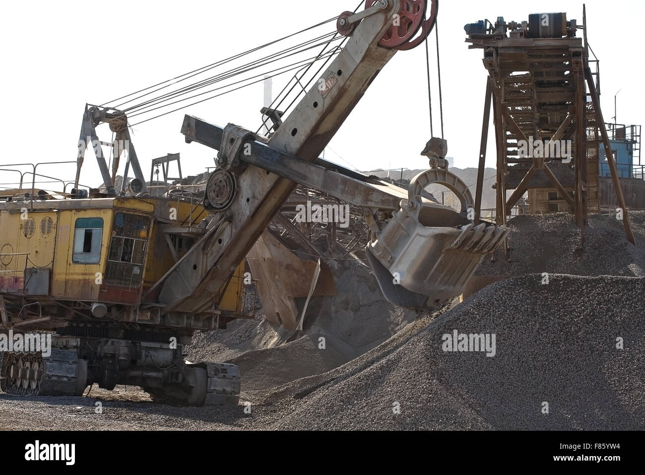 Open cast mine tipper hi-res stock photography and images - Alamy