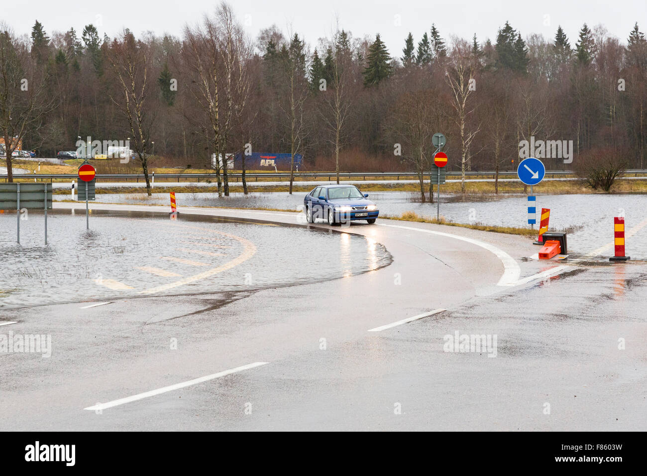 Storm flood motorway hi-res stock photography and images - Alamy